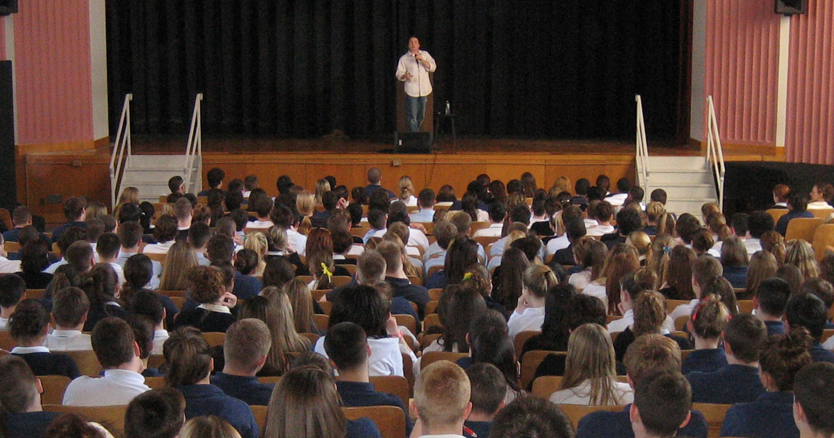 Jason Evert's mission is pure love - Celebrate Life Magazine