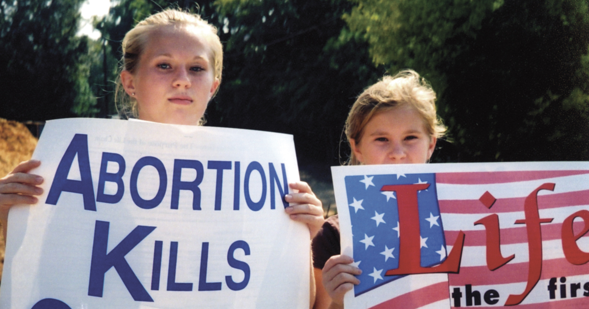 LIFE CHAIN: Your chance to stand up for life! - Celebrate Life Magazine